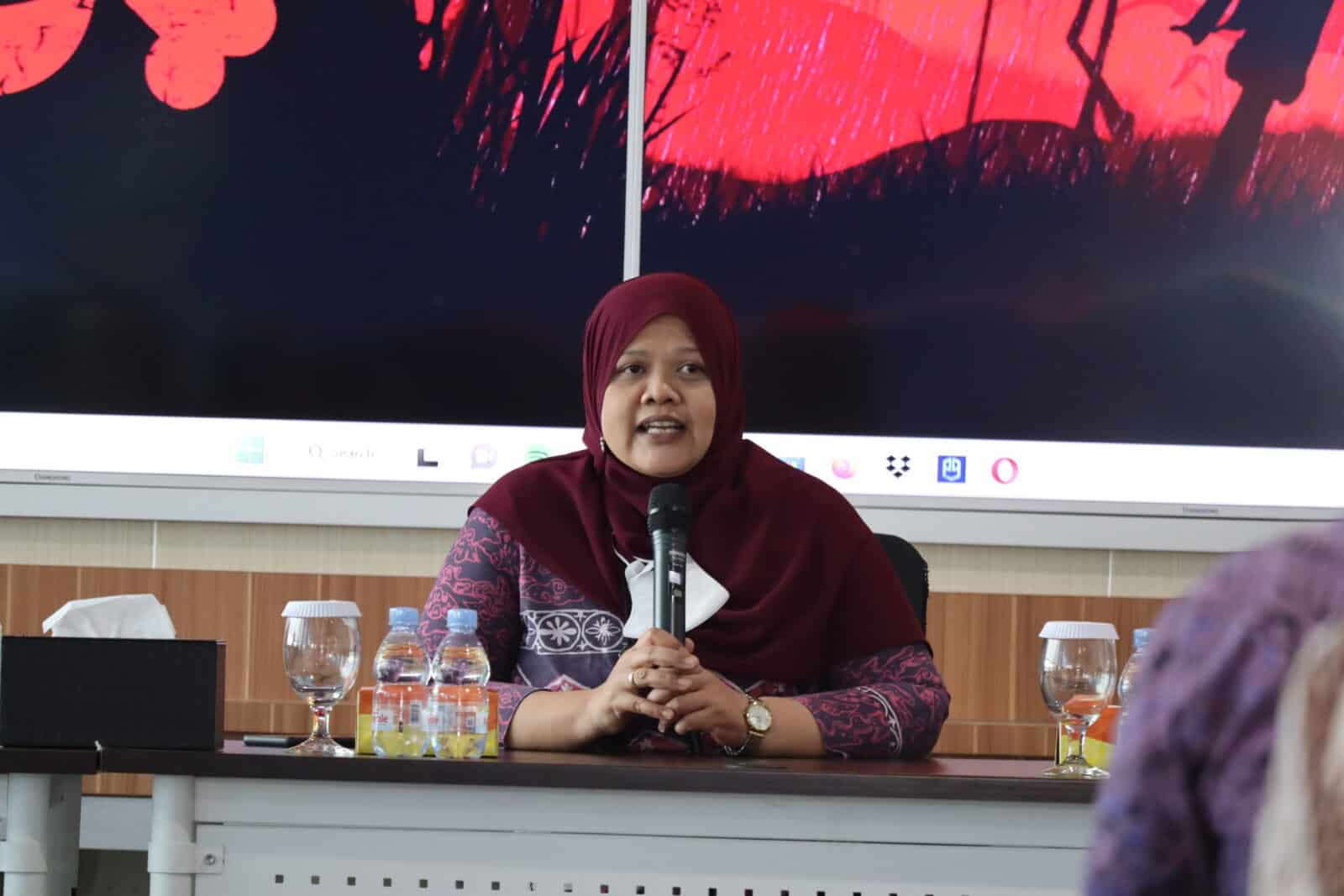 TINGKATKAN KAPASITAS SDM KEHUMASAN DI ERA DIGITAL, BNNP JAWA BARAT GANDENG TELKOM UNIVERSITY